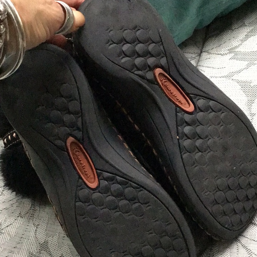 Super Cute Bare Traps Boots - Gem